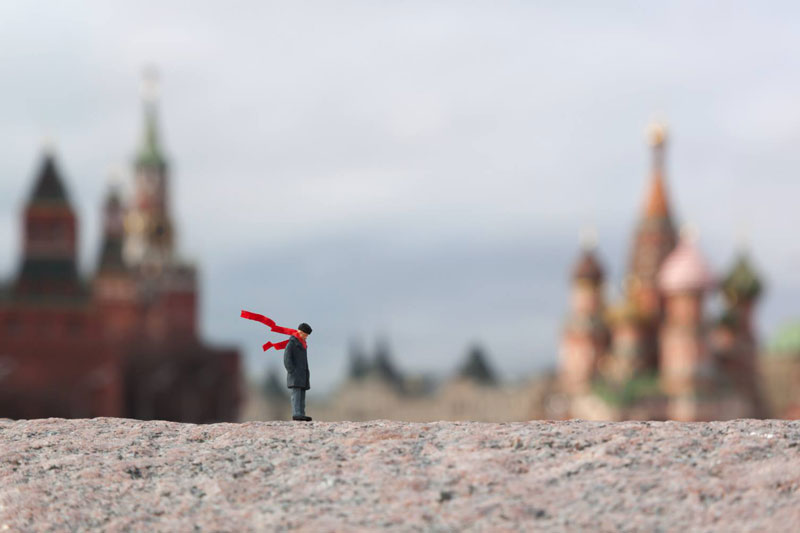 The Little People Project by Slinkachu (22 Photos) » TwistedSifter