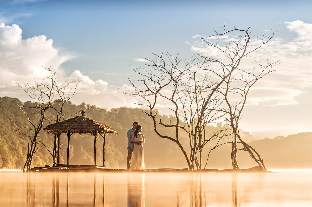 23 Wedding Portraits in Unforgettable Landscapes Around the World ...