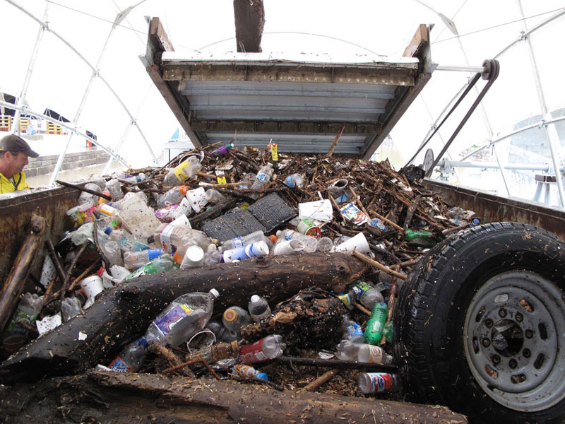 Meet Mr Trash Wheel, the Hero Cleaning Up Baltimore's Harbor ...