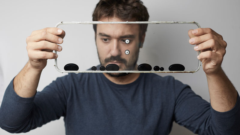 Rhei: An Electro-Mechanical Clock with a Liquid Display » TwistedSifter