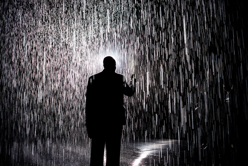 This Art Exhibit Lets You Walk Through Rain Without Getting Wet ...