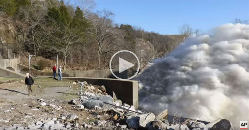 In Case You’ve Never Seen What 13,000 Cubic Feet of Water Per Second ...