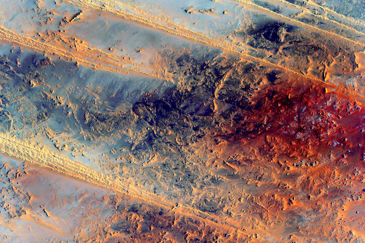 NASA Shares the 45 Best Pics from Scott Kelly’s #YearInSpace ...