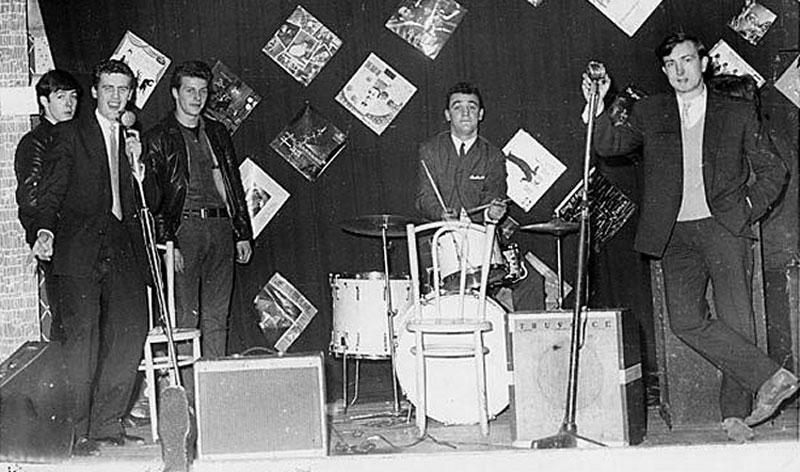 Candid Photos from the Time the Beatles Played to a Crowd of 18 People ...