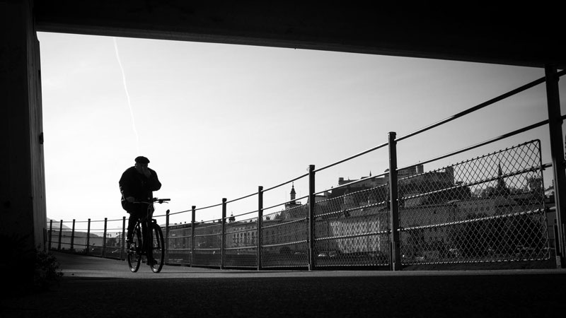 23 Awesome Tips From a Professional Street Photographer - TwistedSifter