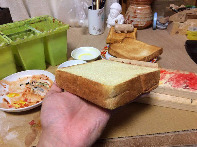 Wood Sculptor Expresses Love For Food With Amazingly Realistic ...