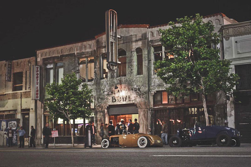 This Vintage 1927 Steampunk Bowling Alley Looks Amazing » TwistedSifter