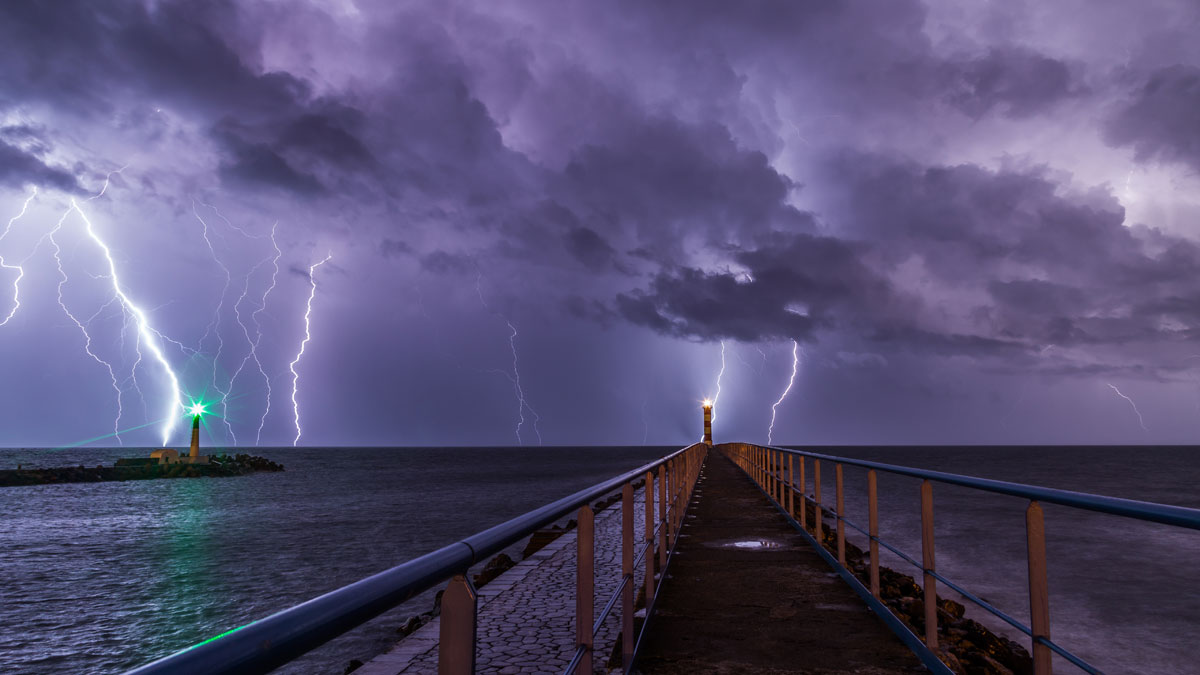 Picture of the Day: Purple Rain, Port-la-Nouvelle, France » TwistedSifter