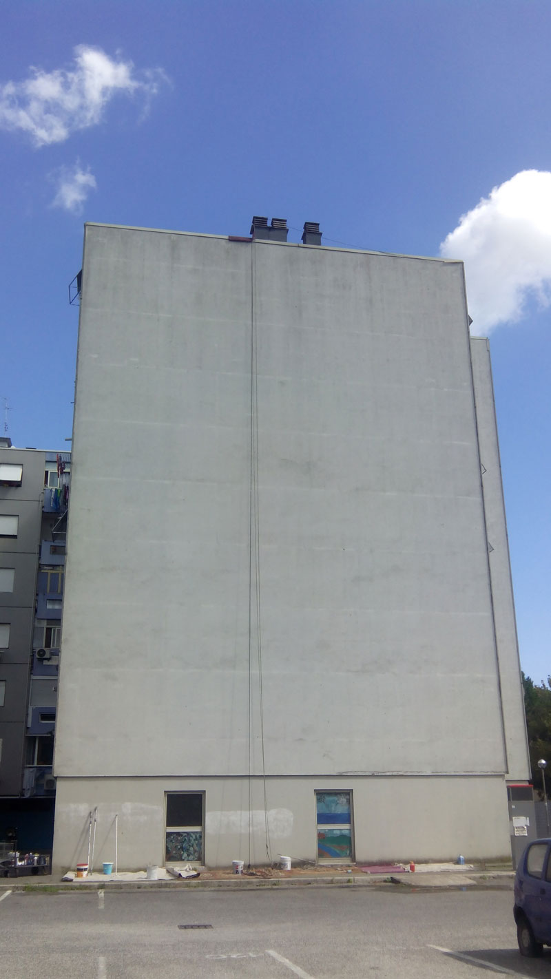 7-Story Mural in Rome Looks Like It’s Spiralling Outwards » TwistedSifter