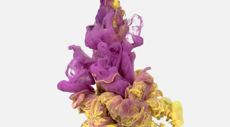 18 High-Speed Photographs of Ink Dropped Into Water - TwistedSifter