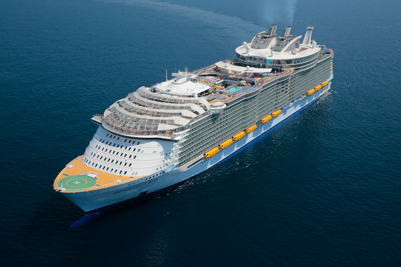 Onboard the World’s Largest Passenger Ship (25 Photos) » TwistedSifter