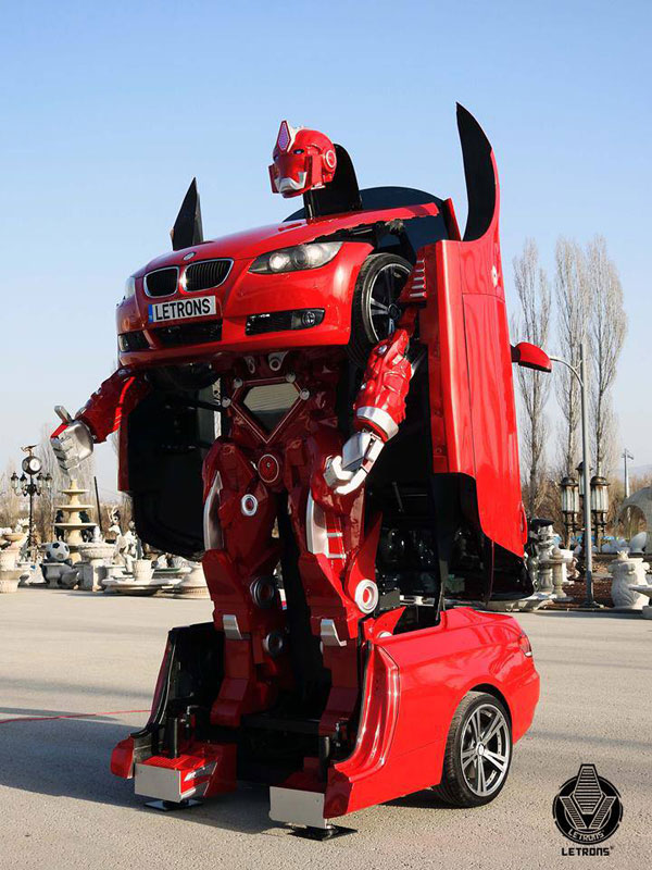 Turkish Engineers Build Full-Scale, Driveable BMW Transformer ...