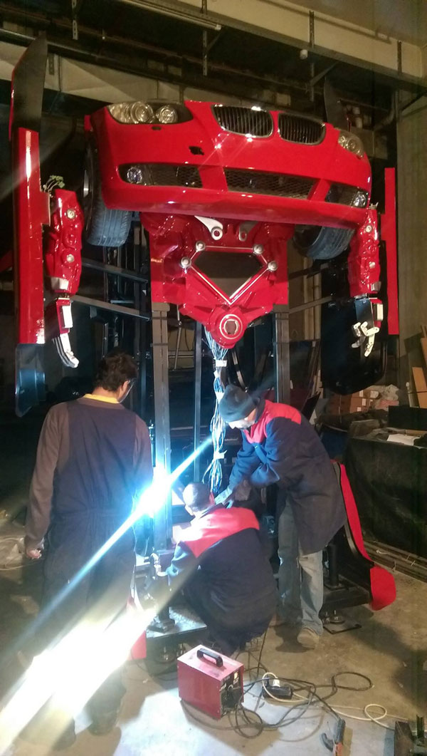 Turkish Engineers Build Full-Scale, Driveable BMW Transformer ...