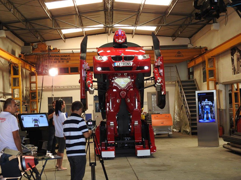 Turkish Engineers Build Full-Scale, Driveable BMW Transformer ...