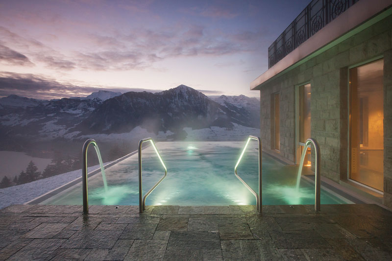People are Calling This Rooftop Infinity Pool in the Swiss Alps the ...