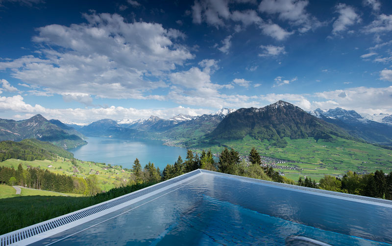 People are Calling This Rooftop Infinity Pool in the Swiss Alps the ...