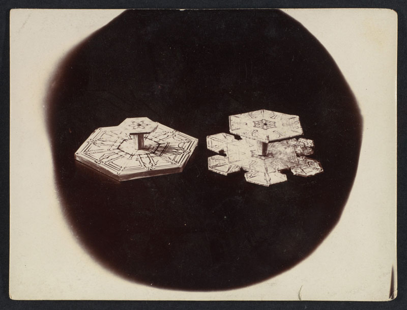 In 1885 Wilson Bentley Took the First Ever Photographs of Snowflakes ...