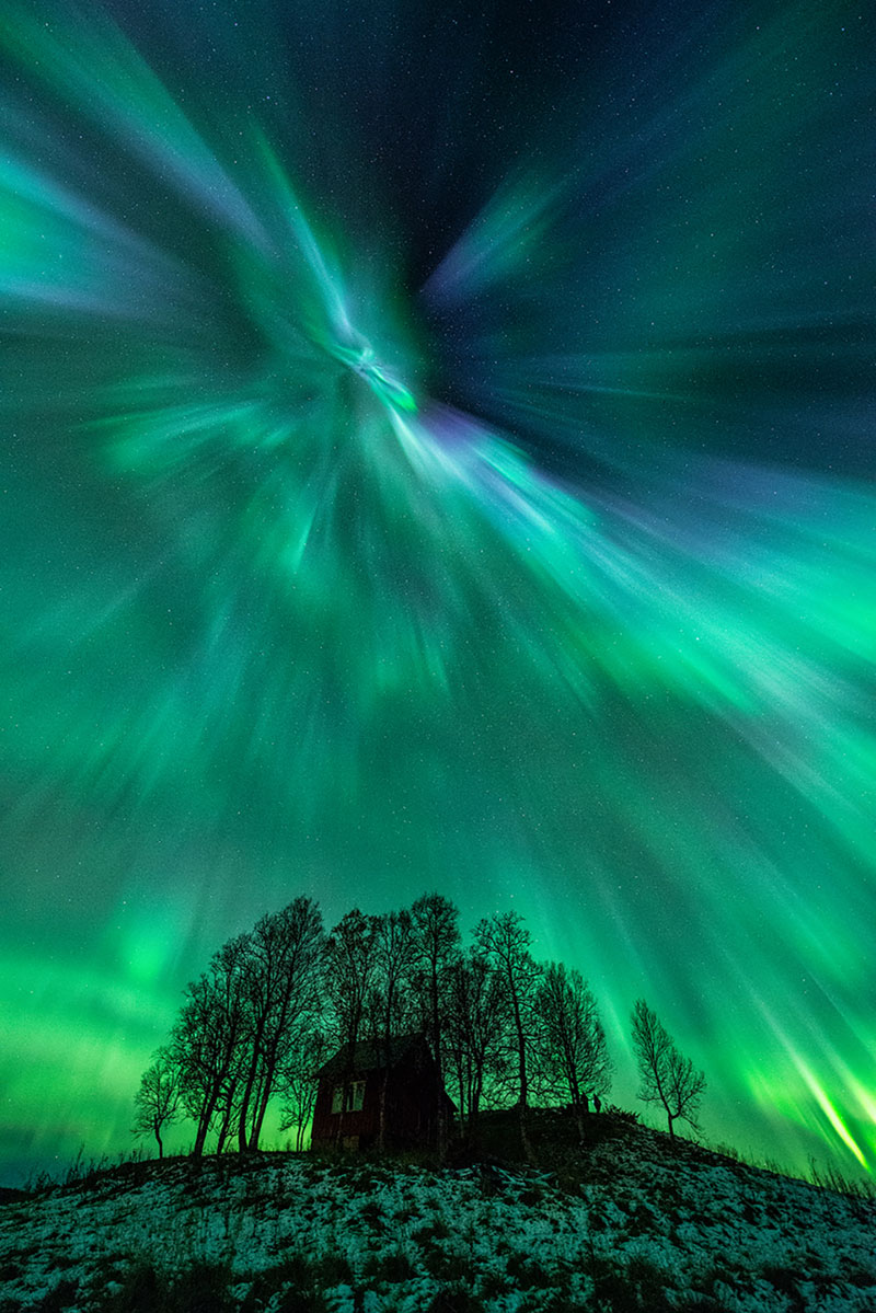 The 33 Best Aurora Photos NASA Has Ever Featured » TwistedSifter