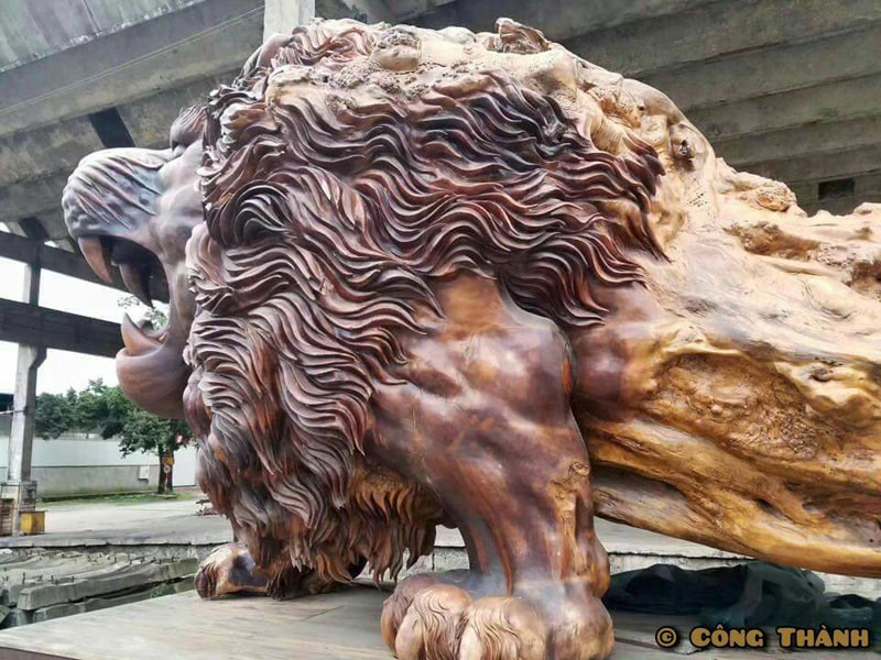 Incredible Wooden Lion Carved from a Single Tree (11 photos ...