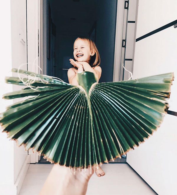 Mom and Daughter Make Dresses with Flowers, Food and Forced Perspective ...