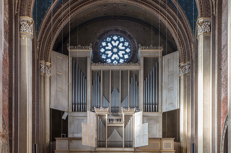 An Ongoing Photo Series Dedicated to the Beautiful Designs of Organ ...
