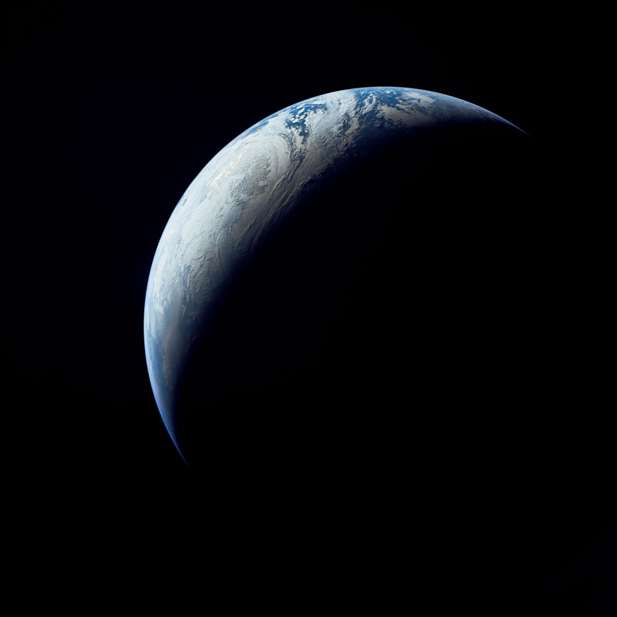 Picture of the Day: Earth Crescent, 1967 » TwistedSifter