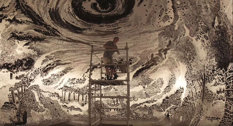 Artist Uses 120 Sharpies to Create Giant 360 Drawing Inside Inflatable ...