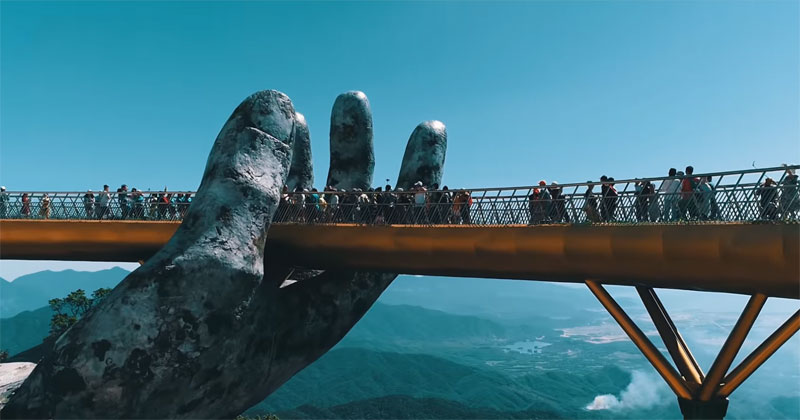 Giant Hands Raise Bridge in Vietnam to the Sky » TwistedSifter