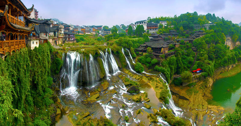 This ‘Waterfall City’ in China Looks Straight Out of a Fantasy Film ...