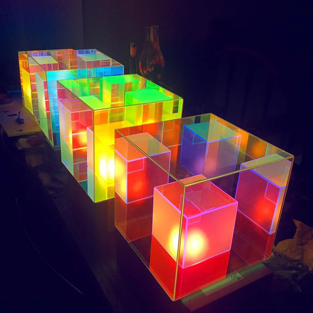 These Infinity Cube Lamps are Incredible (15 Photos) » TwistedSifter