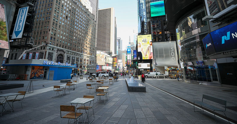 This Picture of Times Square Says It All » TwistedSifter
