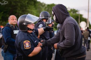 Police Officers are Standing kneeling marching in Solidarity 5 ...