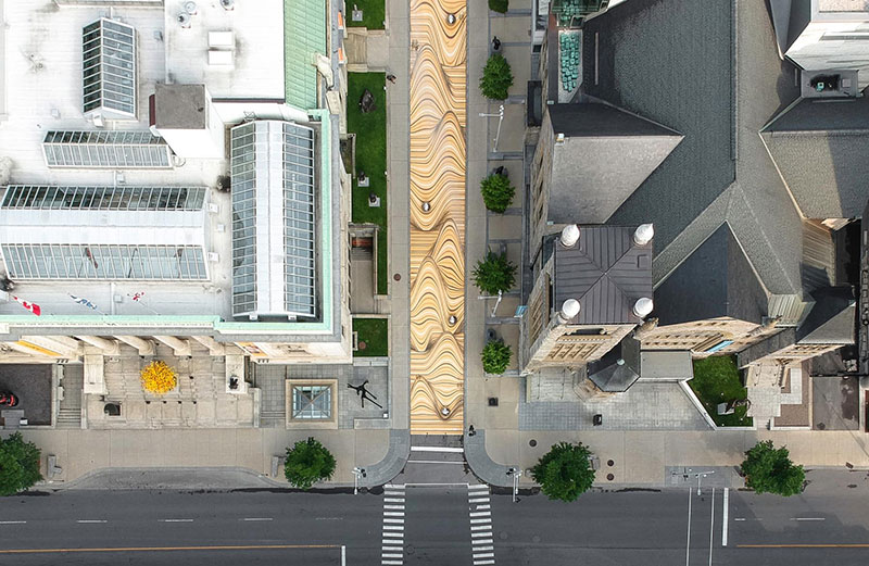 Amazing Street Mural Turns Pedestrian Walkway Into Giant Undulating ...