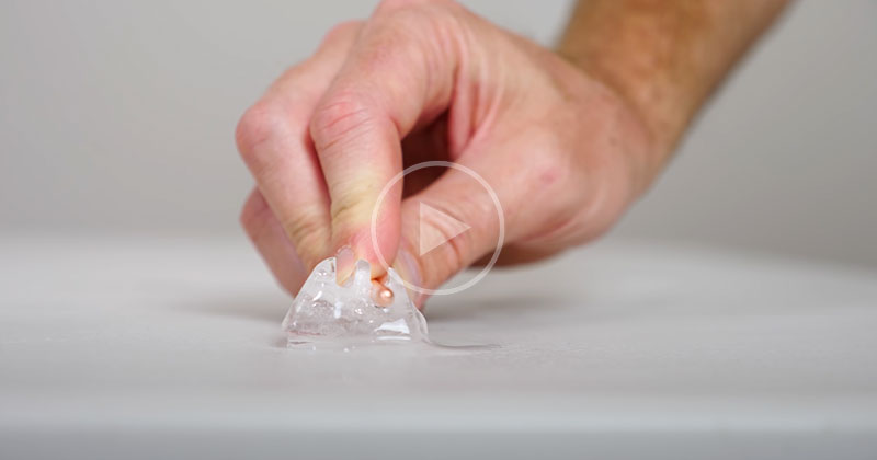 This Pipe Transfers Heat 100x Faster Than Copper And Can Cut Through