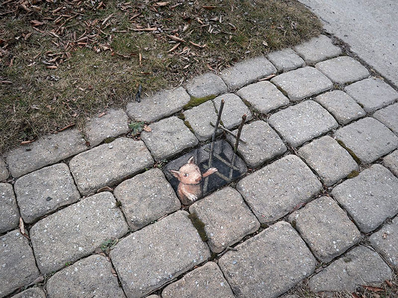 David Zinn Draws Tiny Chalk Art Throughout Ann Arbor and Its the Best ...