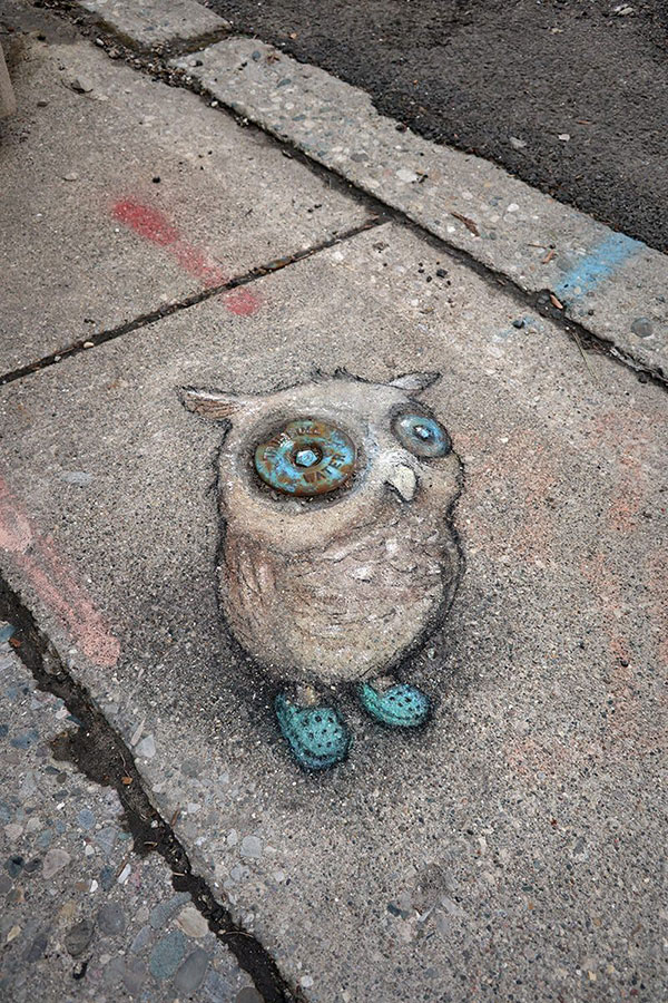 David Zinn Draws Tiny Chalk Art Throughout Ann Arbor and Its the Best ...