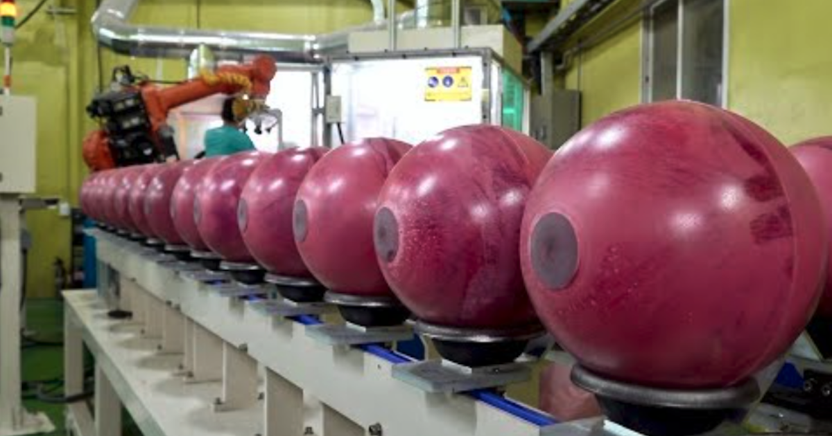 The Process for Making Bowling Bowls is Far More Complex Than I ...