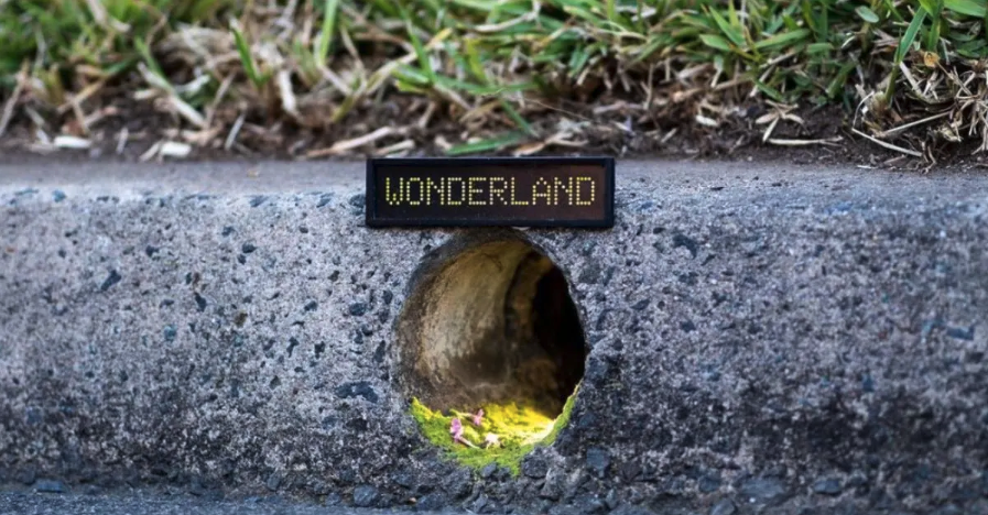 Artist Creates Funny Street Signs for Tiny Locations Out in Public ...