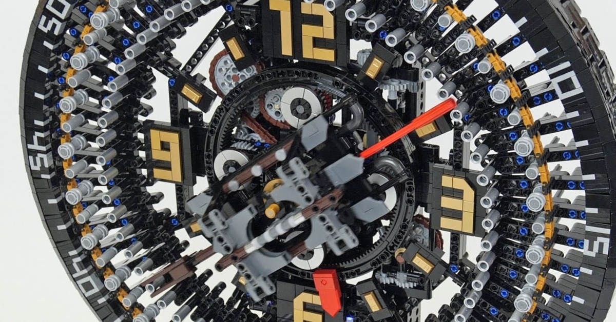 An Amazing Lego Mangle Rack Clock » TwistedSifter