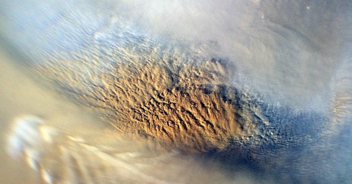 What It Sounds Like Inside A Martian Dust Devil » TwistedSifter