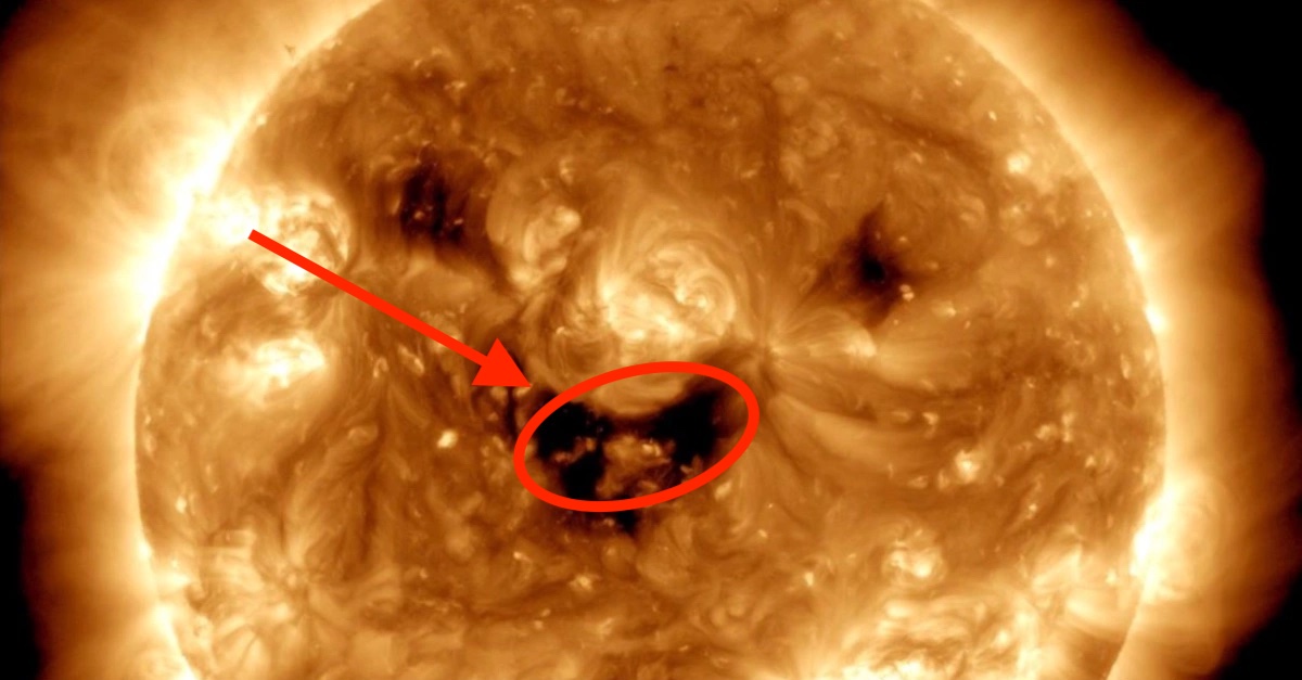A Second Giant Hole Opened Up On The Sun’s Surface. Here’s What It ...