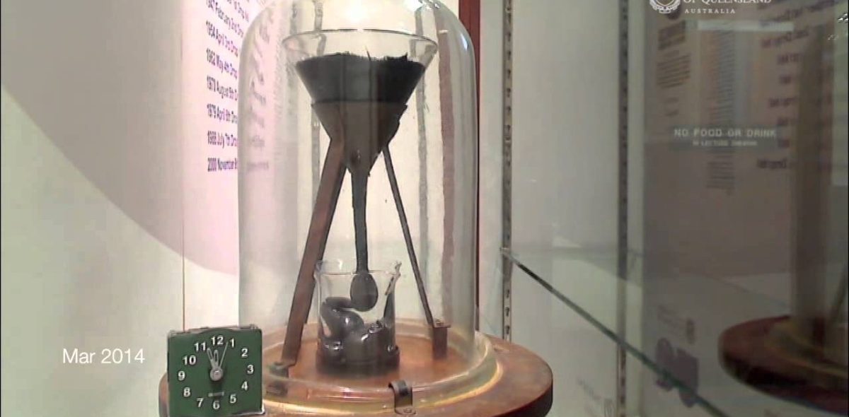 The Pitch Drop Experiment Is The World’s Longest Laboratory Experiment ...