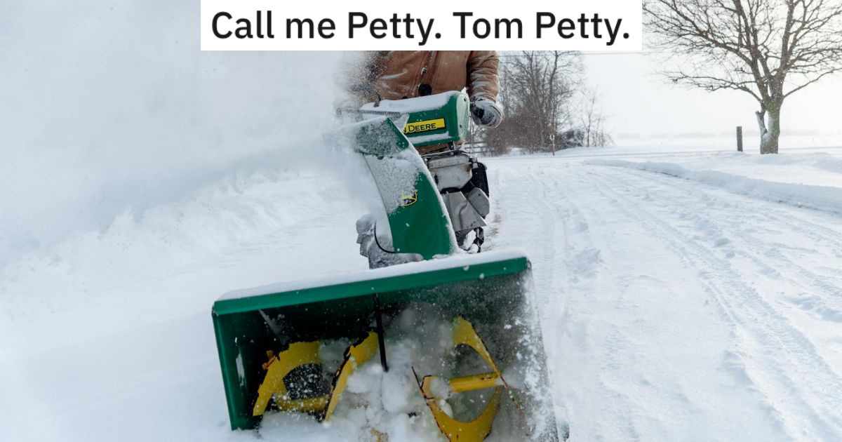 Homeowner Is Incredibly Helpful To His Nice Neighbors, But Others Are ...