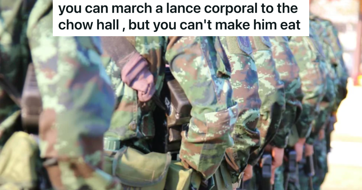 Military Base Dining Hall Served Horrible Food, But The Commander Tried ...