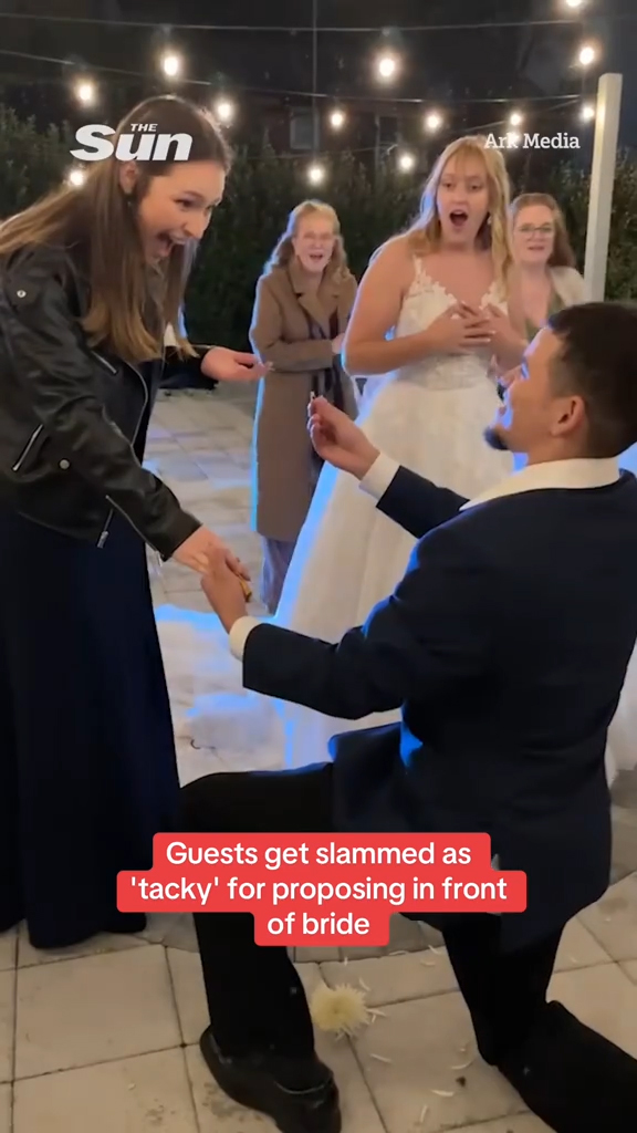 He Proposed At Another Couples' Wedding, And People Are Pretty Split ...
