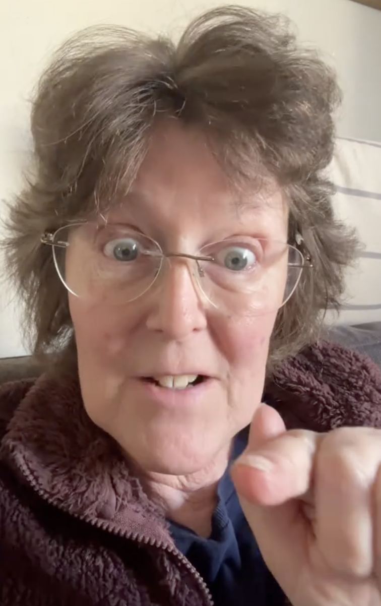 People Should Never Use Fabric Softener And This Woman Explains Why It ...