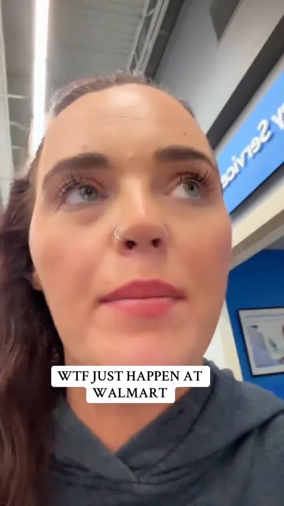 Walmart Is Now Charging People To Use Self-Checkout, And People Are ...