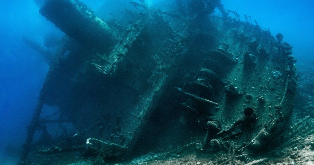 Wreckage Of The USS Samuel B Roberts Were Found And Identified As The ...