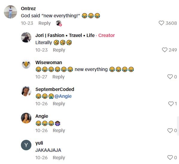 Grateful Church Goer Is Going Viral Because Her Wig Came Off While She ...