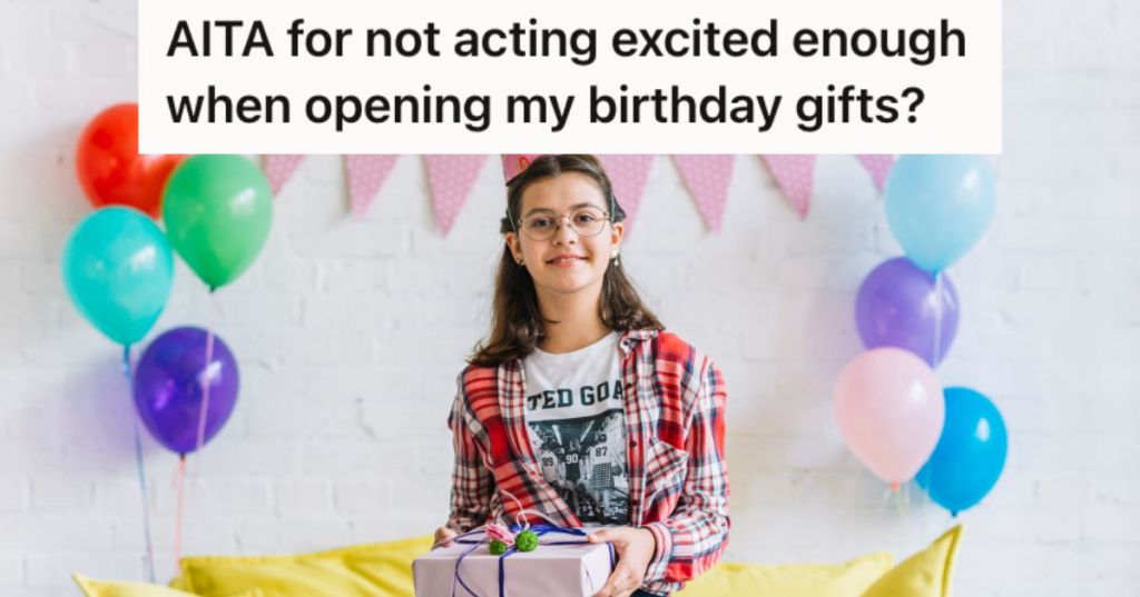 » Page: 4936TwistedSifter